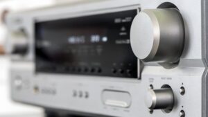 Stereo Receiver Vs. Integrated Amplifier: Which Is A Better Choice?