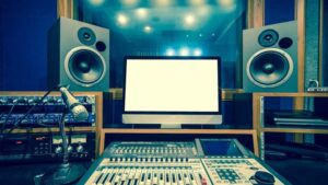 Studio Monitors Vs PA Speakers: What’s The Difference | Audio Curious