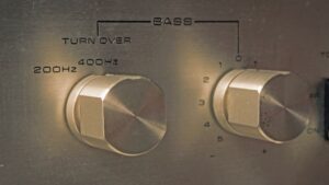 How To Set Up Your Bass Knob For Optimal Sound | Audio Curious